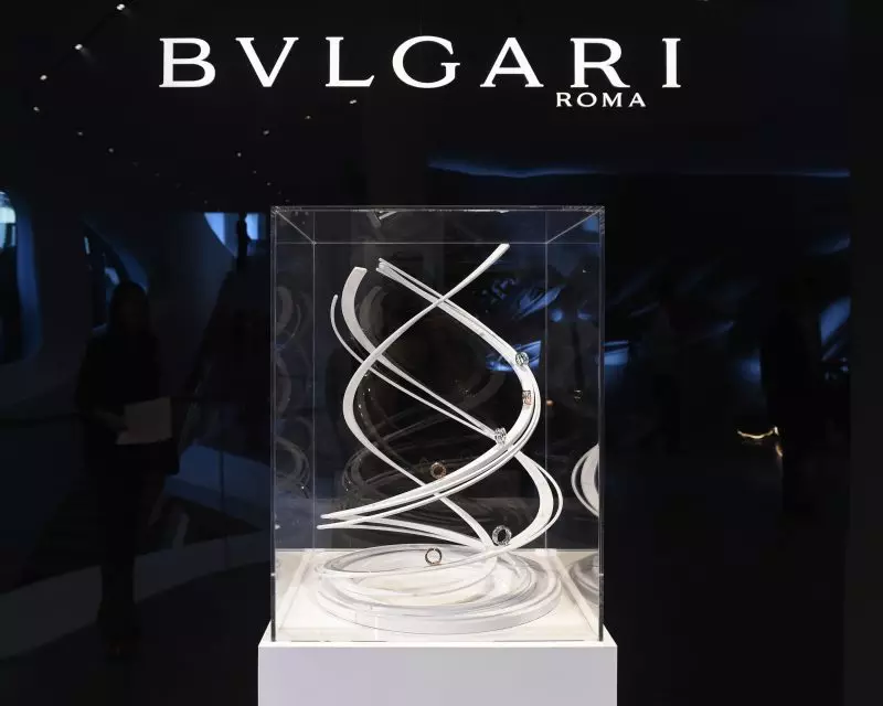 Bulgari ra mắt thiết kế B.zero1 của biểu tượng kiến ​​trúc muộn Zaha Hadid 39238_28