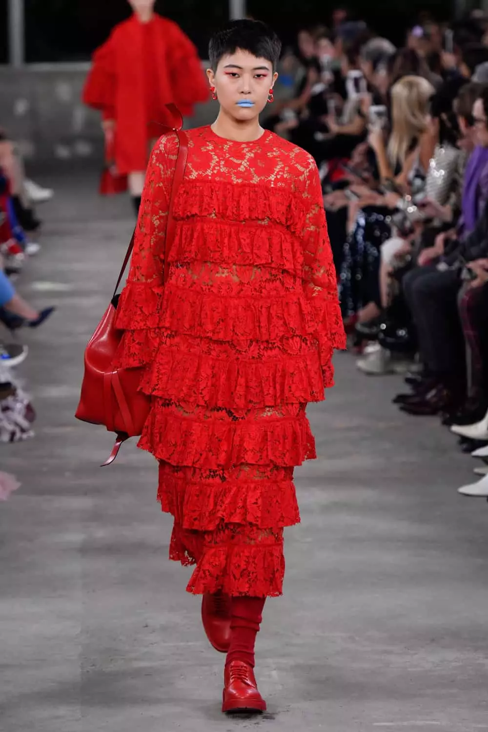 Peržiūrėkite kiekvieną Valentino 2019 m. rudens kolekcijos vaizdą 39605_6