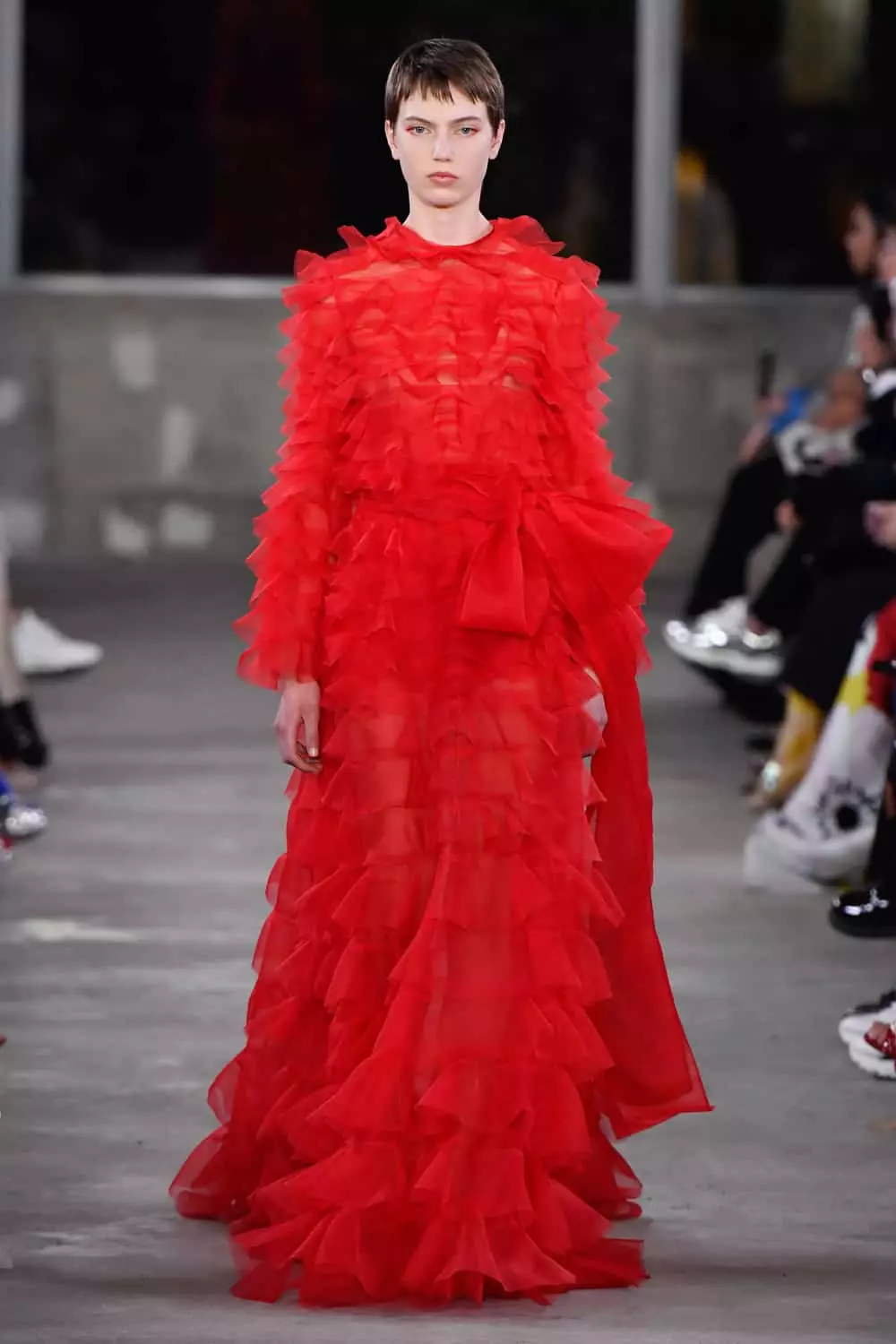 Valentinonun Pre-Fall 2019 Kolleksiyasından Hər Baxışa Baxın 39605_83