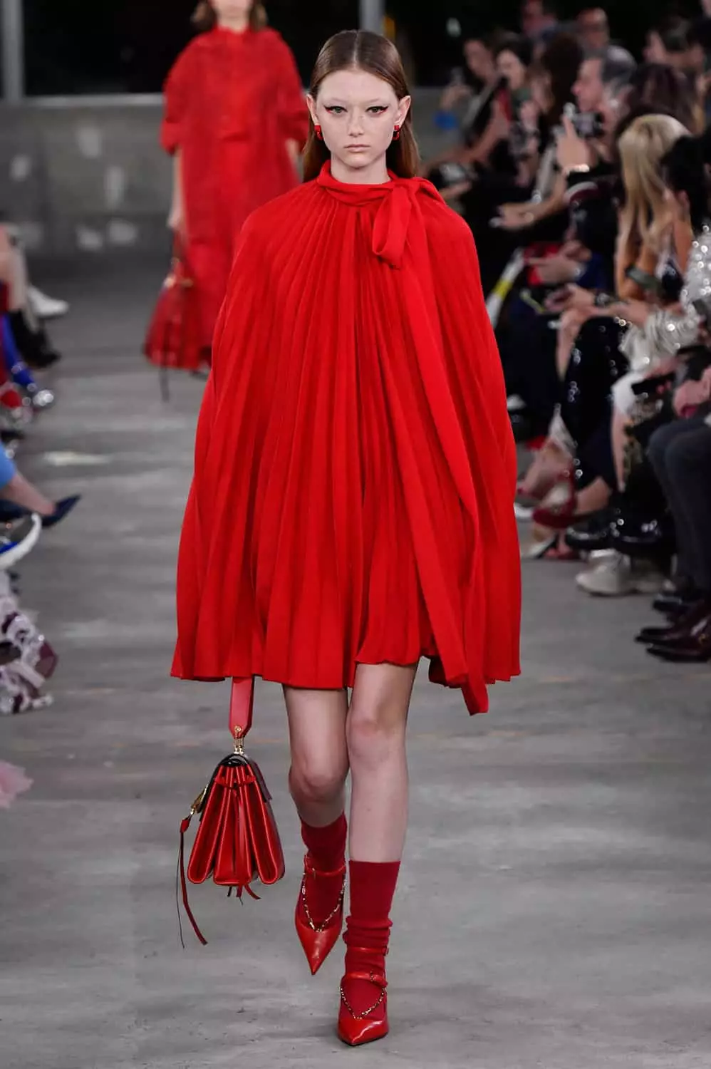 Sjoch elke look fan Valentino's Pre-Fall 2019-kolleksje 39605_9