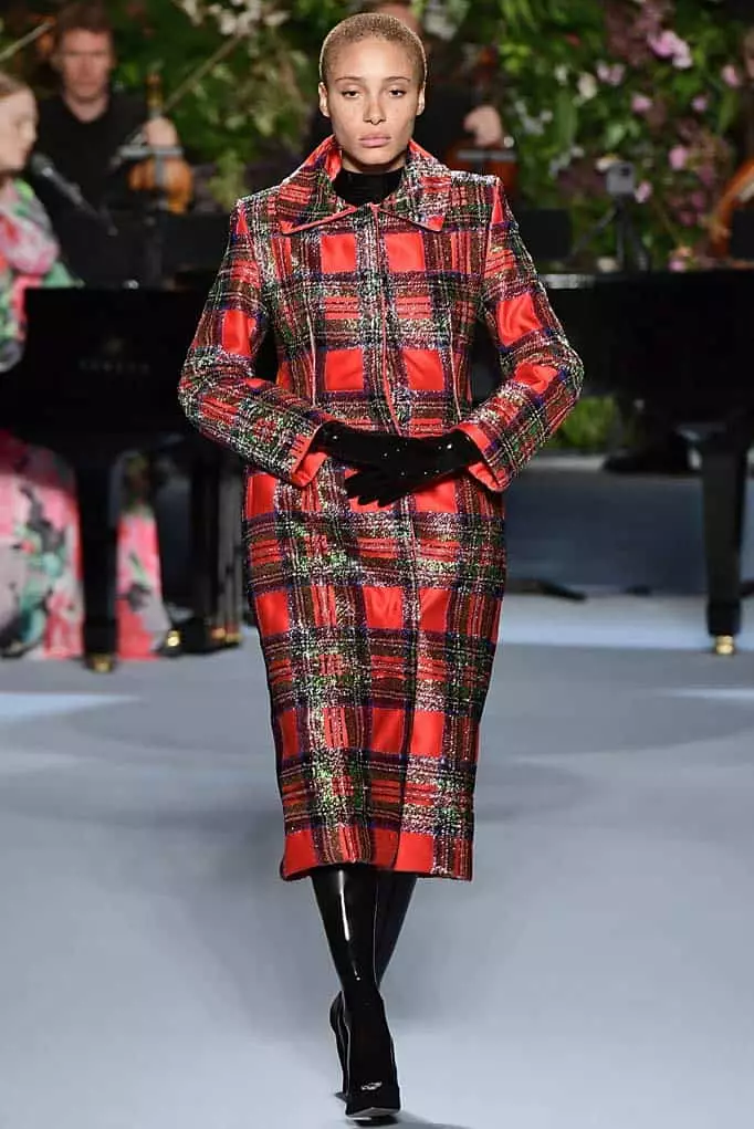 Tommy Hilfiger Zendaya İşbirliyini Açdı, Richard Quinn LFW-də məyus oldu 40019_8