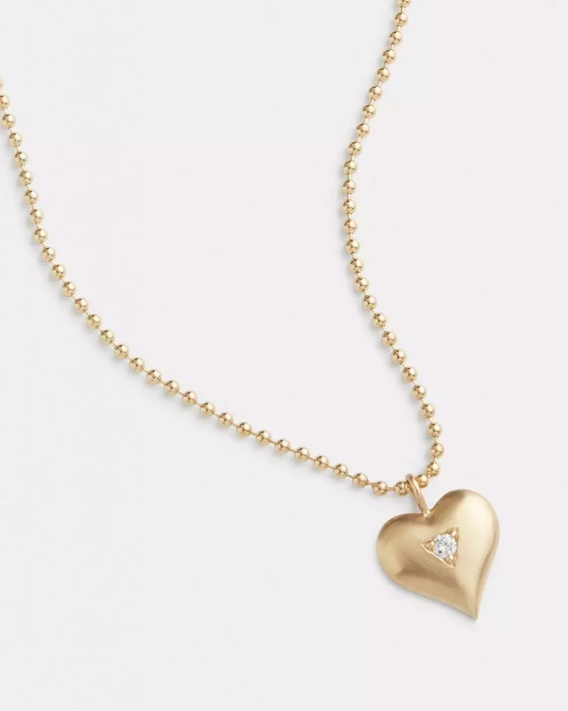 Водич за поклоне за Дан заљубљених: Накит од којег ће вам срце прескочити! 4054_37
