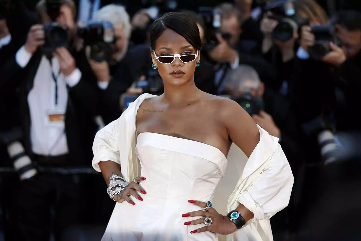 Rihanna lati Fihan ni Brooklyn Lakoko Ọsẹ Njagun New York