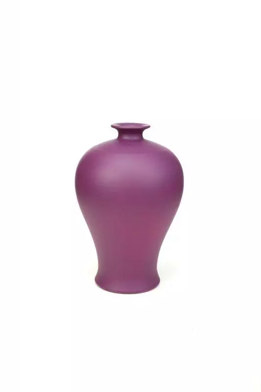 D'Tanya Taylor wäert One-of-a-Kind Vasen op Paddle8 op Auktioun 41151_4