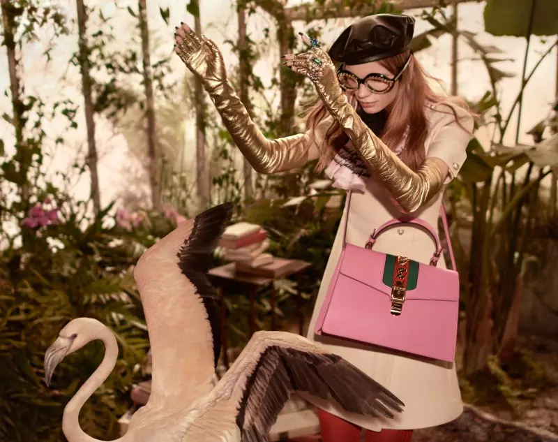 Gucci Tshaj Tawm Whimsical, Flamingo-Filled Pre-Fall '16 Kev Sib Tw 41289_3