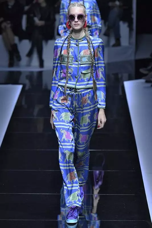 Седмица на модата в Париж: Alexander McQueen, Sonia Rykiel, Givenchy и др 42025_33