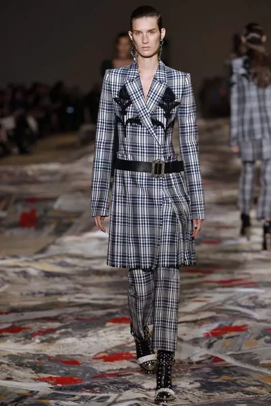 Hefteya Moda ya Parîsê: Alexander McQueen, Sonia Rykiel, Givenchy, û bêtir 42025_5