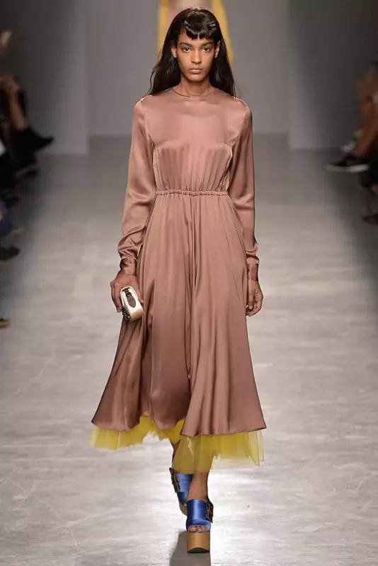 Paris Fashion Week: French Dressing på Chloé, Balmain's Jungle och mer 42166_11