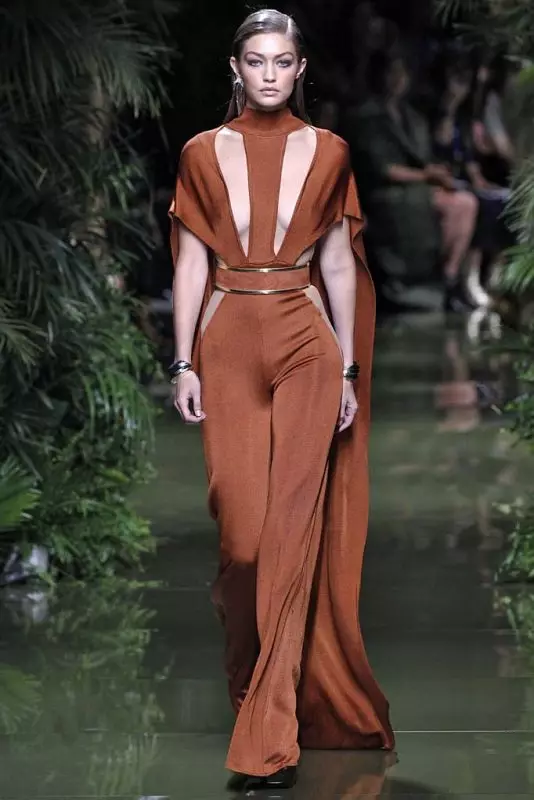 Semana da moda de París: vestido francés en Chloé, Balmain's Jungle e máis 42166_20