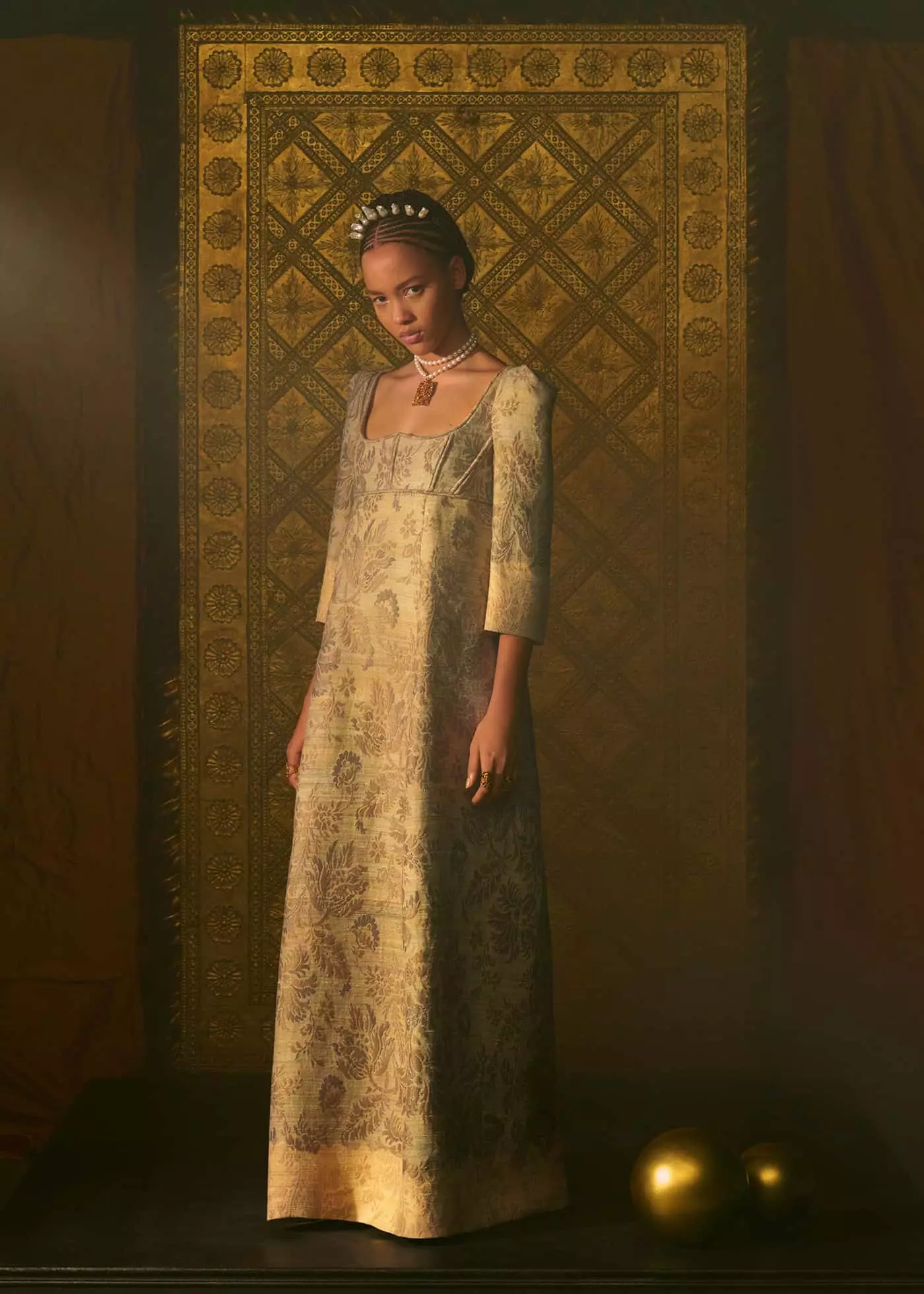 Високата мода на Диор, пролетта ’21 го слави универзумот со колекција на тема Тарот 4276_4