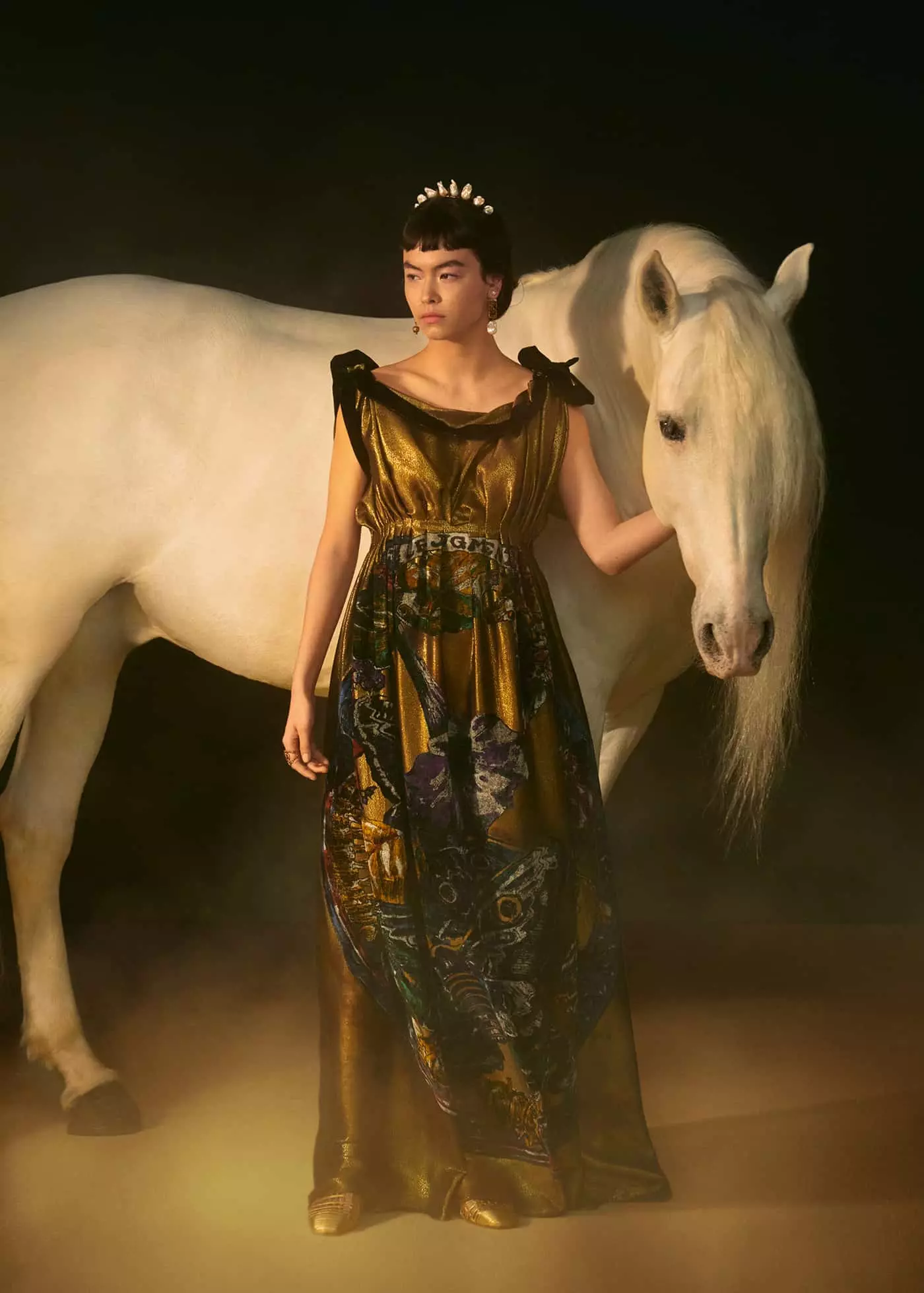 Високата мода на Диор, пролетта ’21 го слави универзумот со колекција на тема Тарот 4276_42