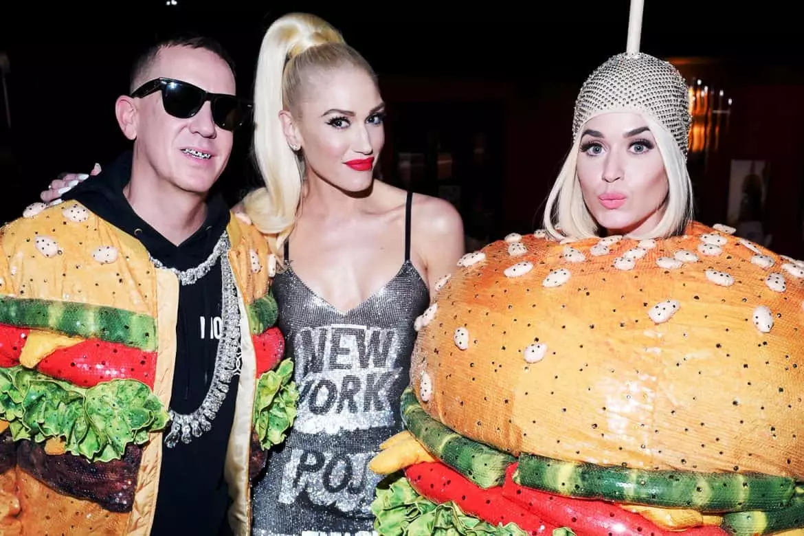 Katy Perry og Jeremy Scott Hit the Town som Walking Hamburgers 4281_1