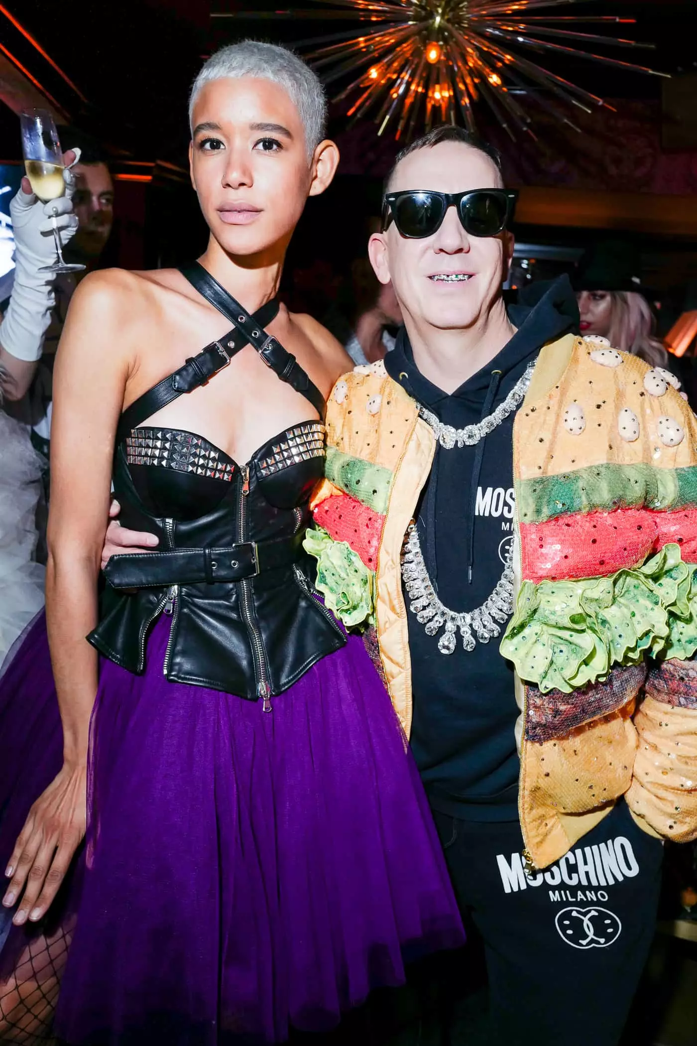 Katy Perry és Jeremy Scott Sétáló hamburgerként ütik be a várost 4281_3