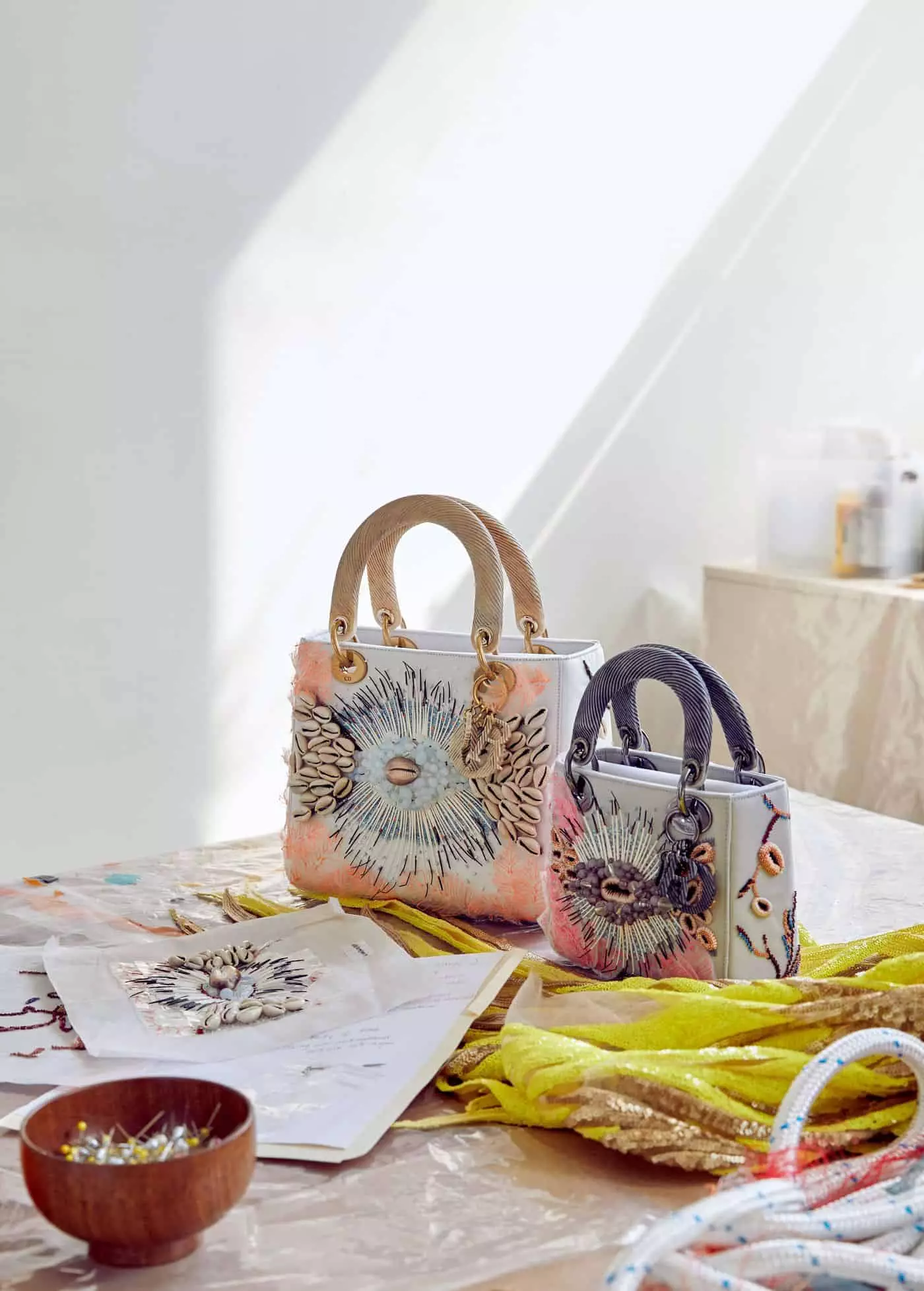 Dior presenterar den fjärde upplagan av deras Lady Bag Artist Series 43323_15