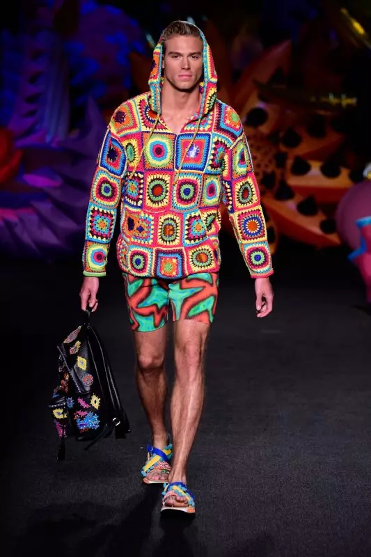 ვარსკვლავები გამოდიან Moschino-ს ლოს-ანჯელეს Runway შოუსთვის 43564_21