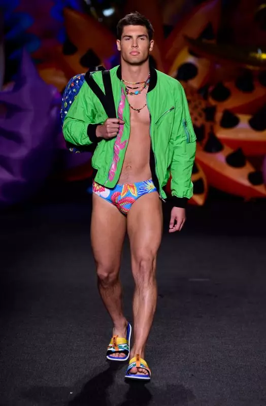 Zvijezde izlaze na Moschino's L.A. Runway Show 43564_32