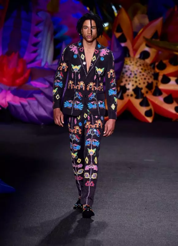 Vedetele ies la spectacolul lui Moschino L.A. Runway Show 43564_43