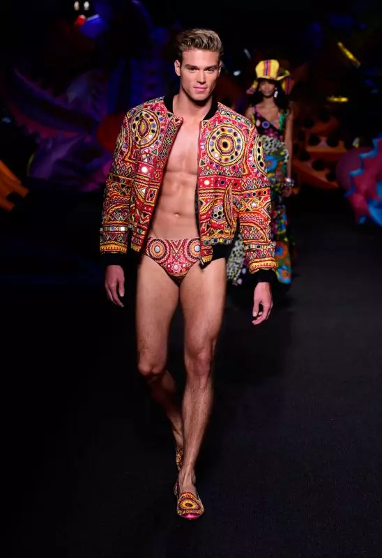 Ua Sau Fetu mo le Moschino's L.A. Runway Show 43564_62