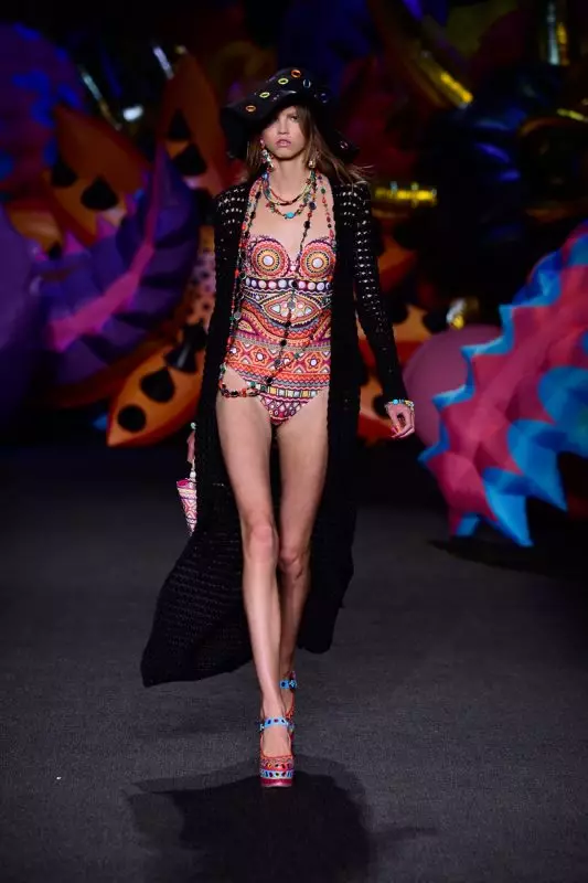The Stars Come Out untuk Moschino's L.A. Runway Show 43564_65