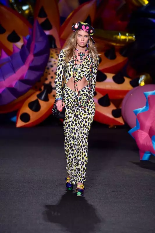 Vedetele ies la spectacolul lui Moschino L.A. Runway Show 43564_66