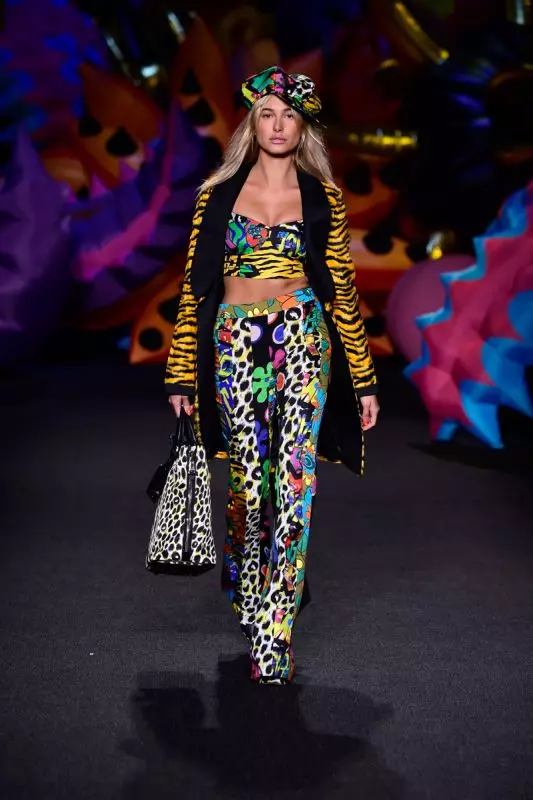 The Stars Come Out untuk Moschino's L.A. Runway Show 43564_68