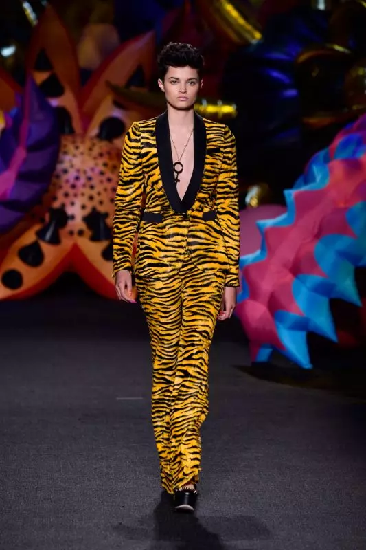 Nyeredzi Dzinobuda kuMoschino's L.A. Runway Show 43564_72