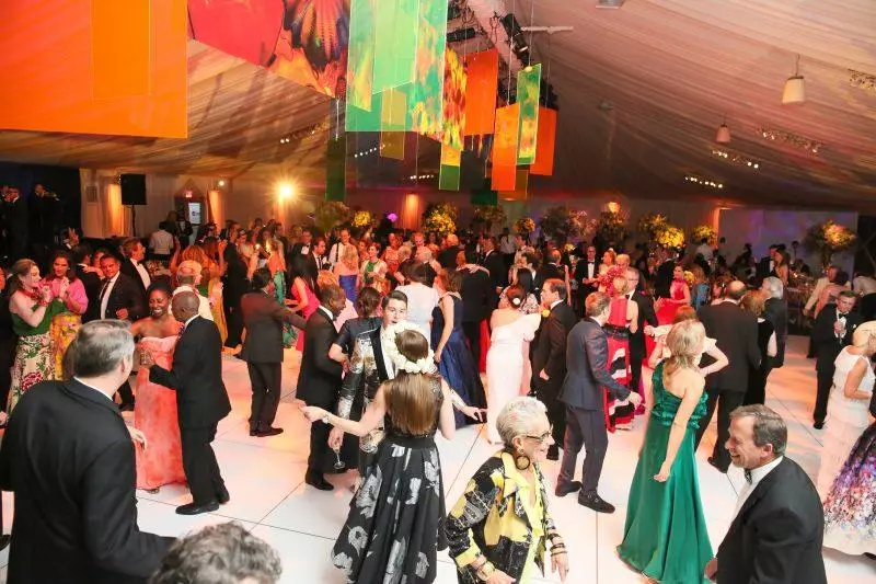 The New York Botanical Garden Conservatory Ball E Phahamisa $1.7M 43615_7