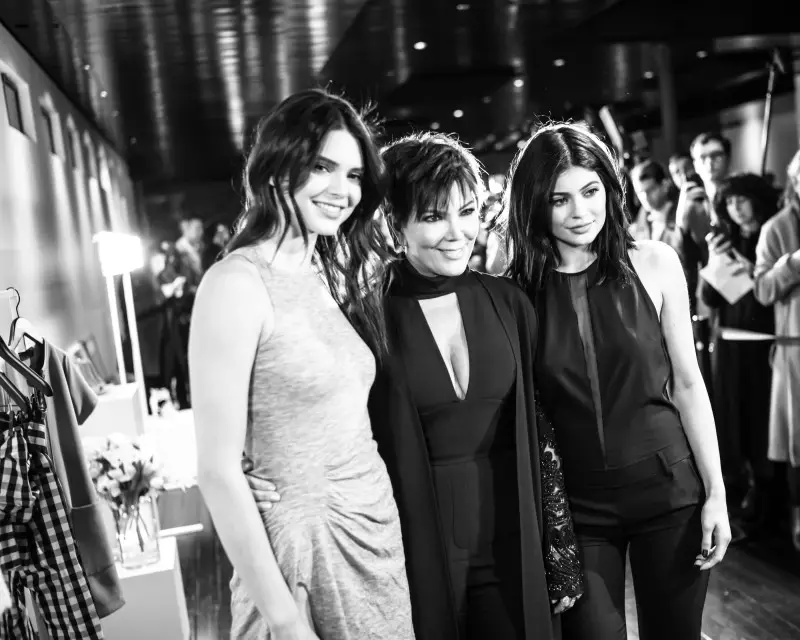 Kendall + Kylie oo bilaabay khadka moodada 43958_4