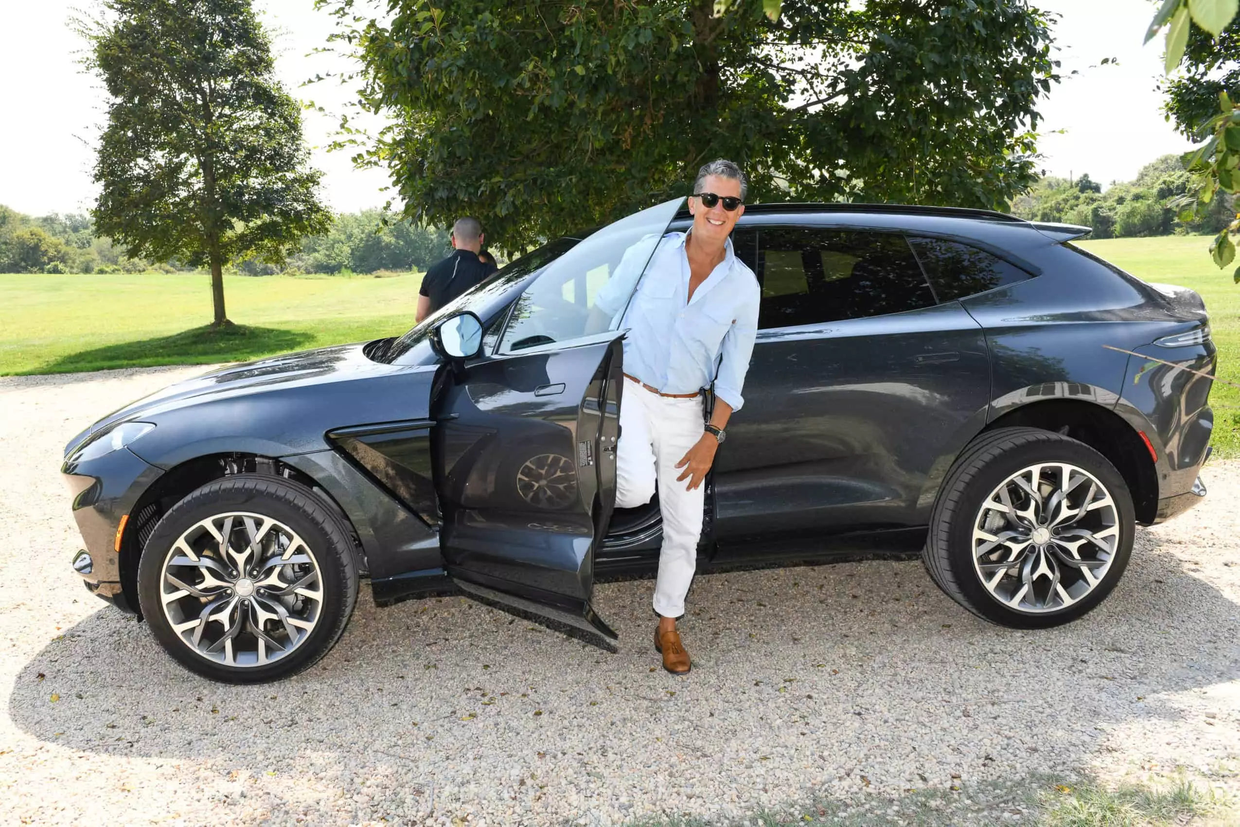 Günlük Etkinlik Günlüğü: Aston Martin Doğu'ya Şık Bir Ekip Getiriyor, Kristin Cavallari'nin Eğlenceli Hafta Sonu ve Influencer'lar Kygo Festivaline Akın Ediyor 43_2