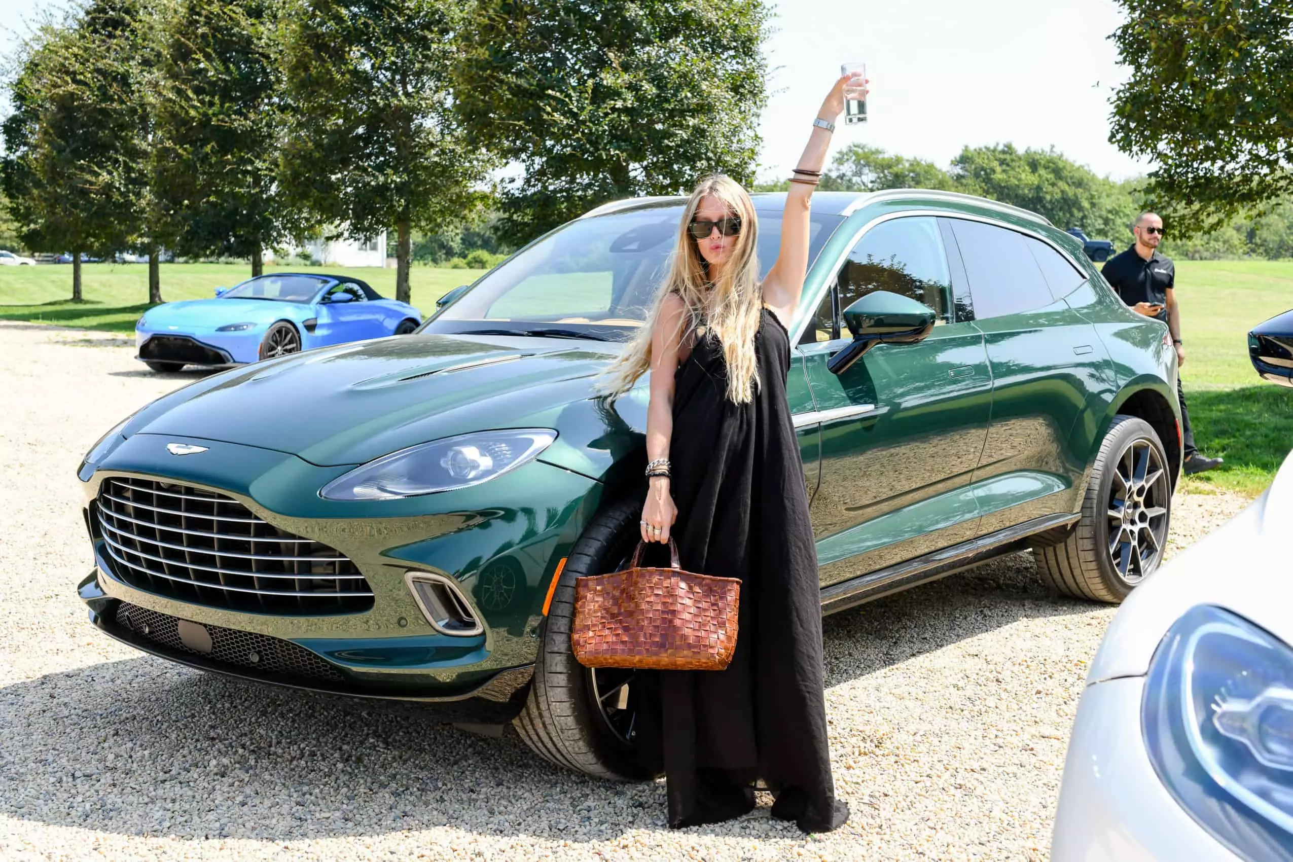 Diario de eventos diarios: Aston Martin trae un equipo elegante al este, el fin de semana de diversión de Kristin Cavallari y los influencers acuden en masa al festival Kygo 43_6