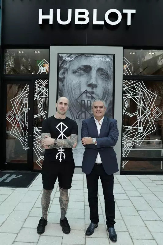 Hublot dezvăluie un magazin pop-up de tatuaje în Miami cu Maxime Büchi de la Sang Bleu 44464_10