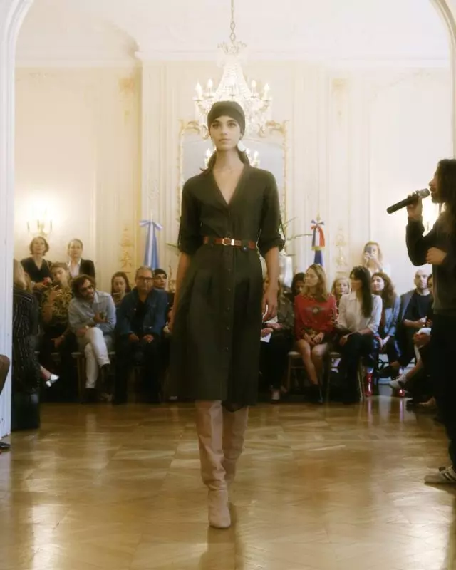 Diari Minggu Fesyen Paris Hari 5 & 6: Issey Miyake, Sonia Rykiel, Ungaro dan Banyak Lagi! 45110_11