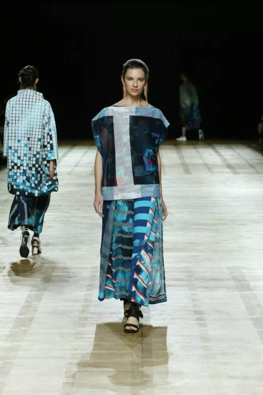 Diari Minggu Fesyen Paris Hari 5 & 6: Issey Miyake, Sonia Rykiel, Ungaro dan Banyak Lagi! 45110_63