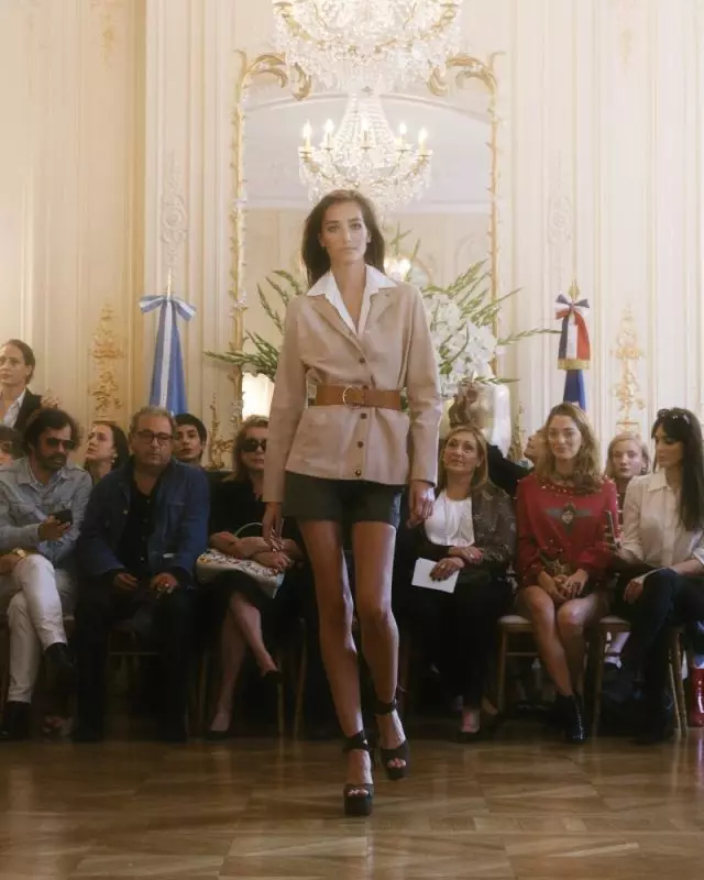 Diari Minggu Fesyen Paris Hari 5 & 6: Issey Miyake, Sonia Rykiel, Ungaro dan Banyak Lagi! 45110_7