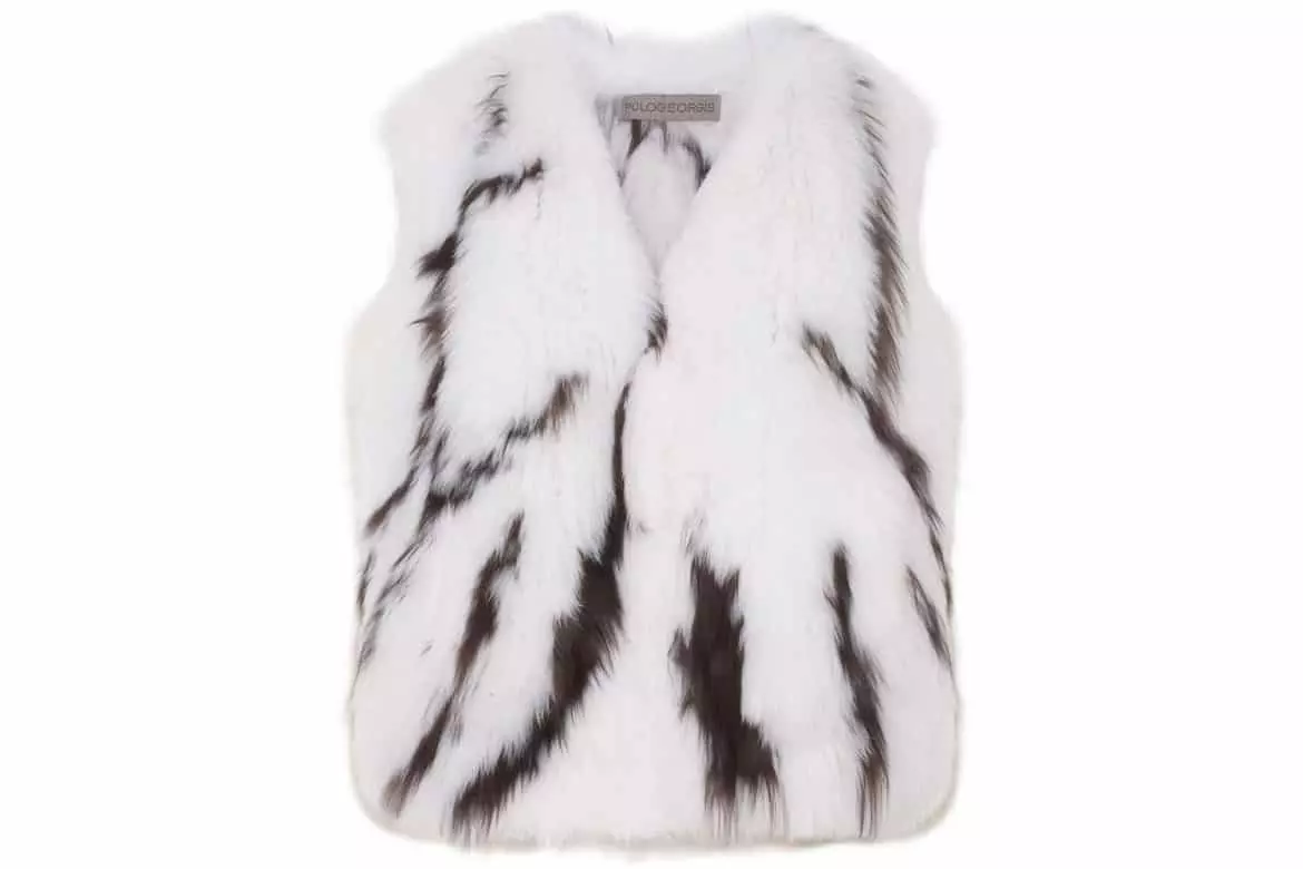 Nhọrọ nke onye nchịkọta akụkọ: Pologeorgis 'Knitted Fox Fur Vest