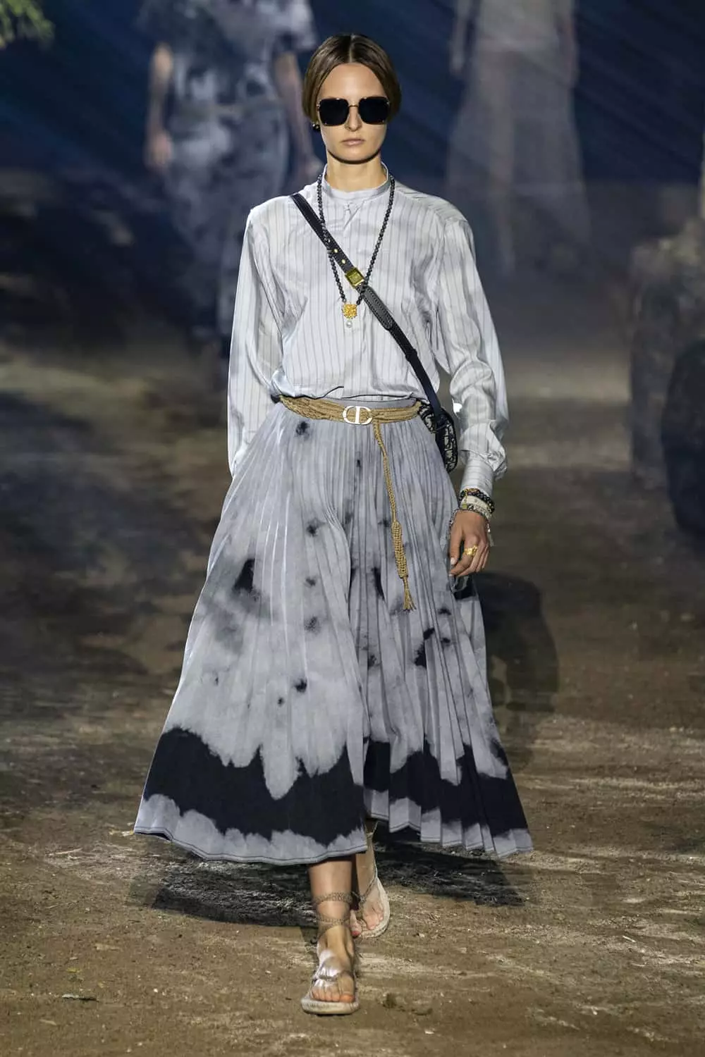 София Ачавалдын толук жазгы 2020 Париж мода жумалыгынын күндөлүгү 45799_9