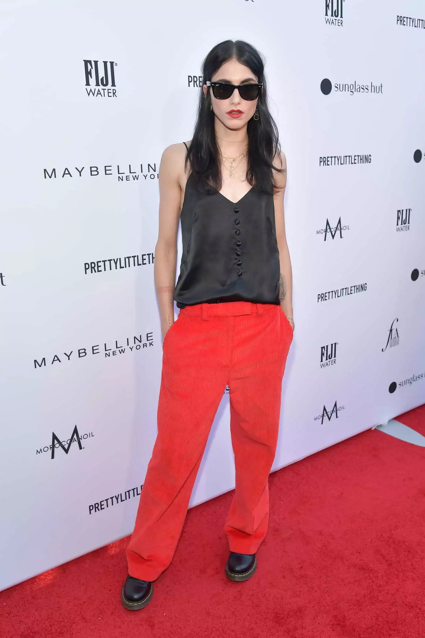 31 najlepszych stylizacji na czerwony dywan z rozdania nagród Fashion Los Angeles 2019 4674_22
