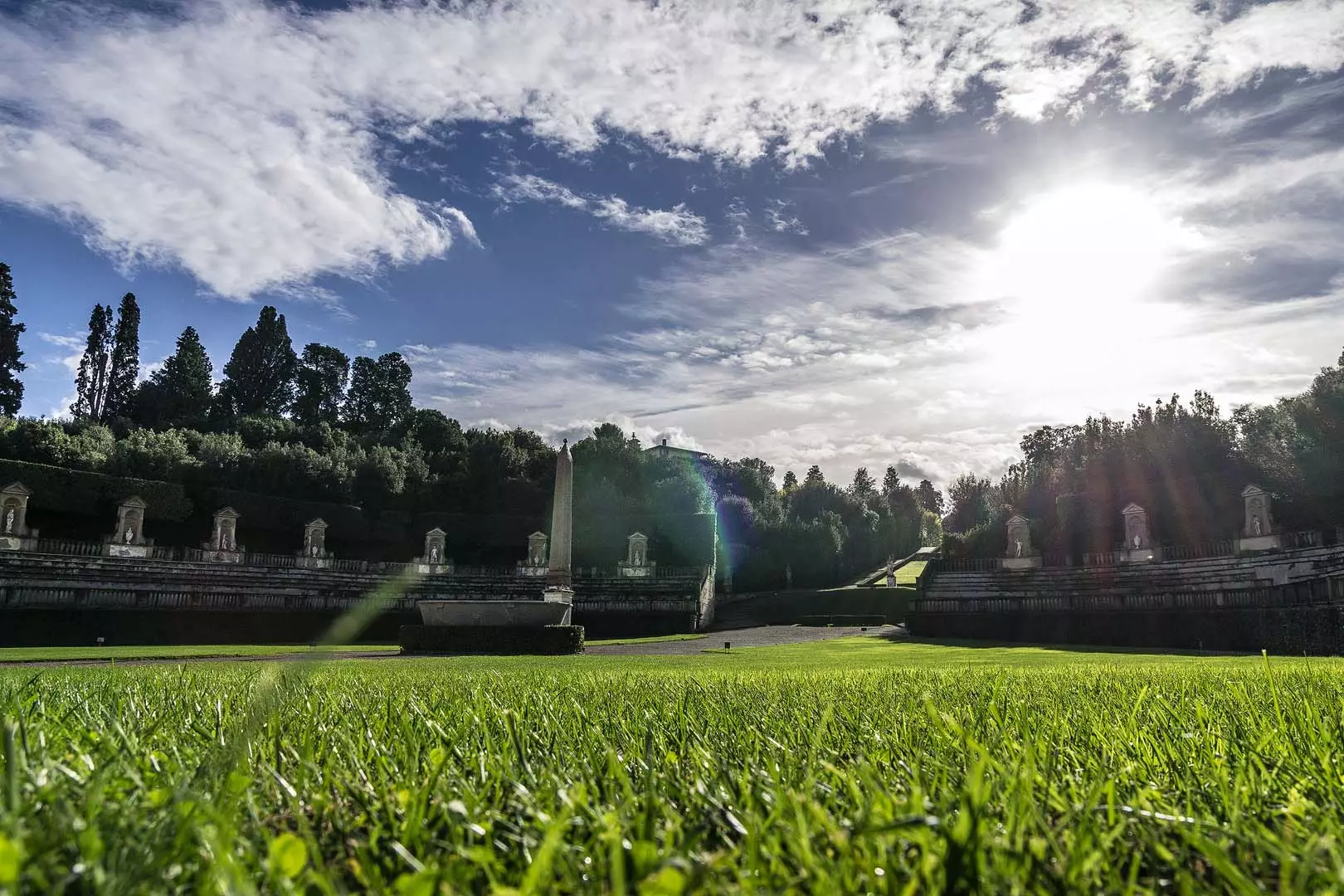 Gucci viser krydstogt 2018 i Pitti-paladset i Firenze, annoncerer restaurering af Boboli-haverne på €2 mio.