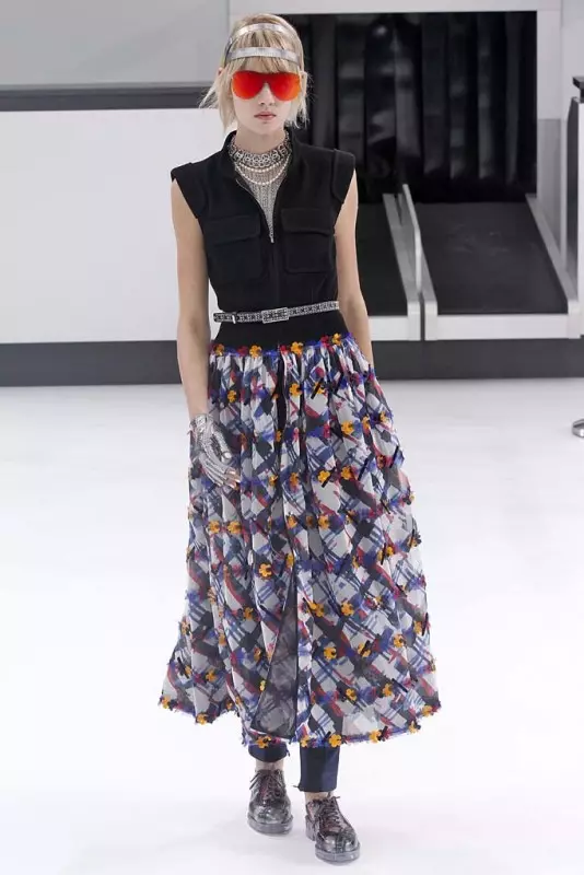 Chanel 2016-yil bahori uchun parvoz qiladi 47148_29