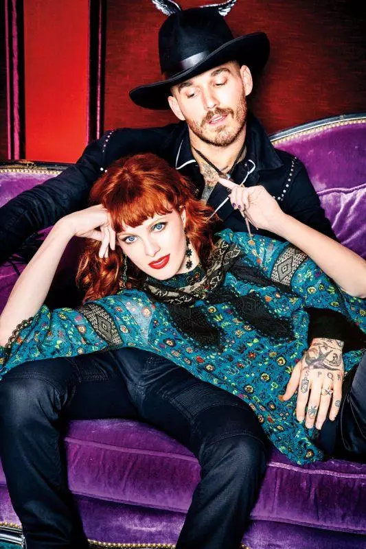 Karen Elson Fronts Anna Sui x INC Fall '17 Campaign 47149_5