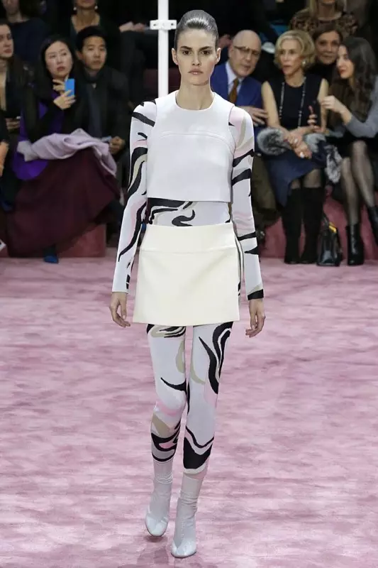 Dior Couture пролет 2015 година 47668_17