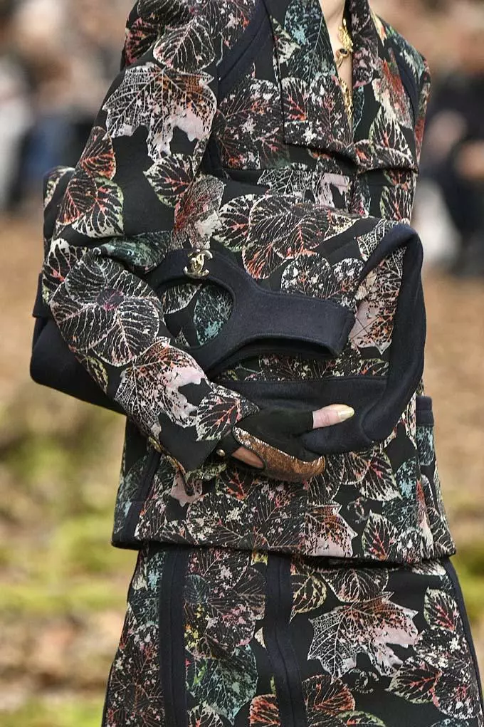 Veja todas as novas bolsas do programa de outono de 2018 da Chanel 47797_18