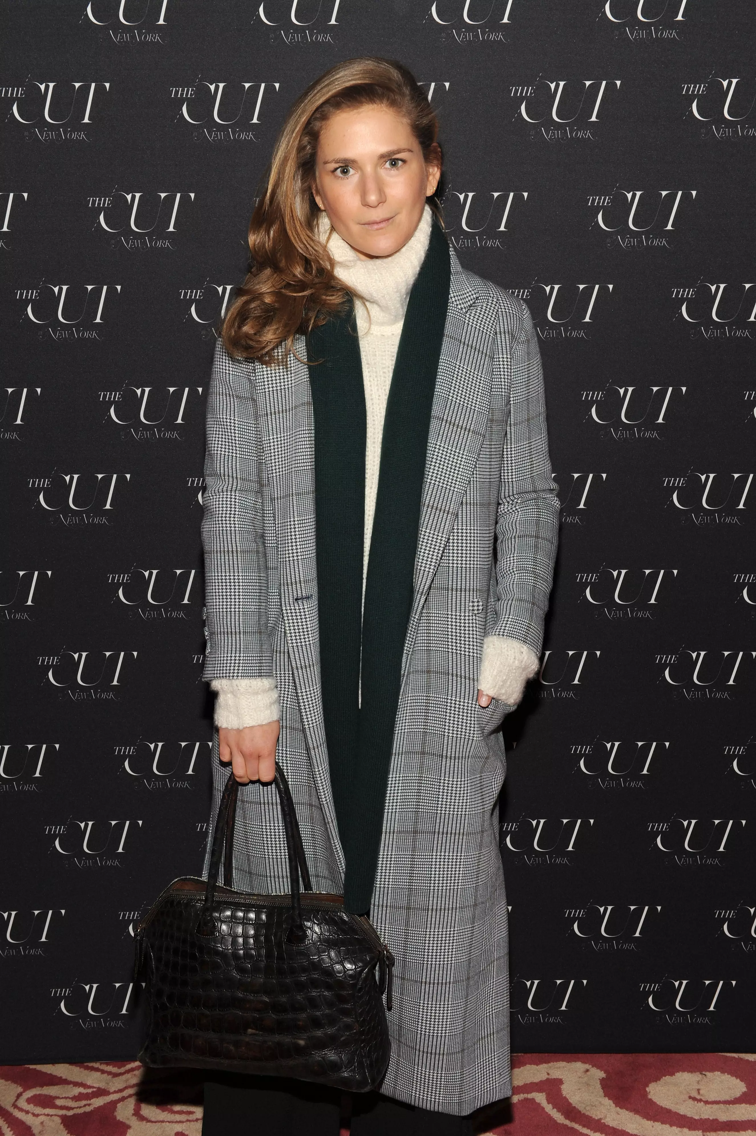 NEW YORK, NY - 18 FEBRUARI: Claire Distenfeld menghadiri Pesta Minggu Fesyen The Cut & New York Magazine di Hotel Gramercy Park pada 18 Februari 2015 di New York City. (Foto oleh Craig Barritt/Getty Images untuk Majalah New York)