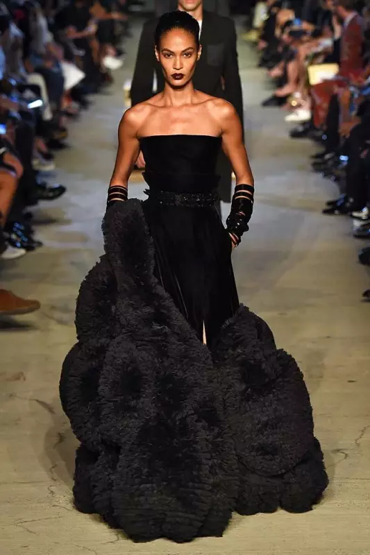 Givenchyn kevätkesä 2016 48282_35