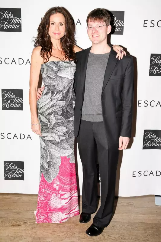 Minnie Driver Serenades The Chic Crowd For Escada's Dinner With Saks Fifth Avenue 48529_4
