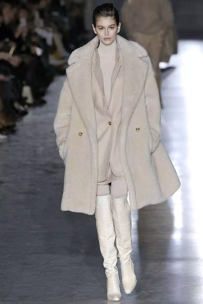 Ο θριαμβευτικός αποχαιρετισμός του Karl Lagerfeld στο Fendi, η Miuccia Prada μιλάει για τον ρατσισμό 48913_16