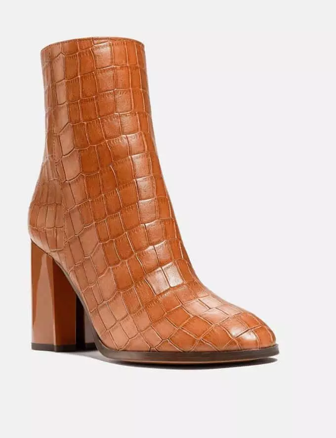 15 Boots On-trend To Obsess Over 5003_3