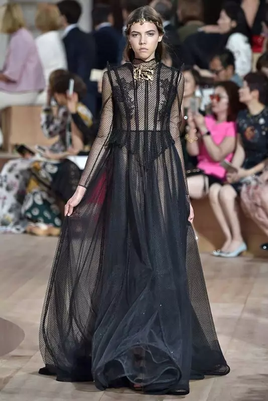 Valentino Couture 2015. gada rudens 50518_24