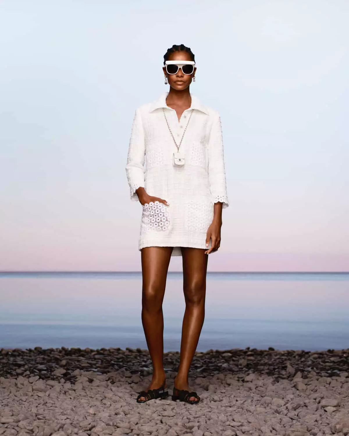 Chanel Keluarkan Rancangan Pelayaran Digital PLUS! Terkini Mengenai Wasiat Karl Lagerfeld 5051_32