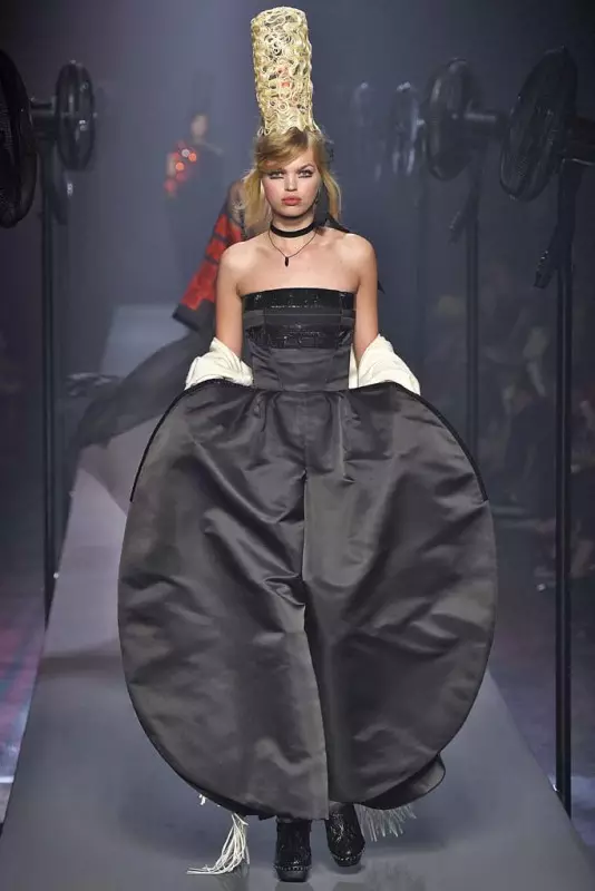 Jean Paul Gaultier Couture 2015 წლის შემოდგომა 50520_53
